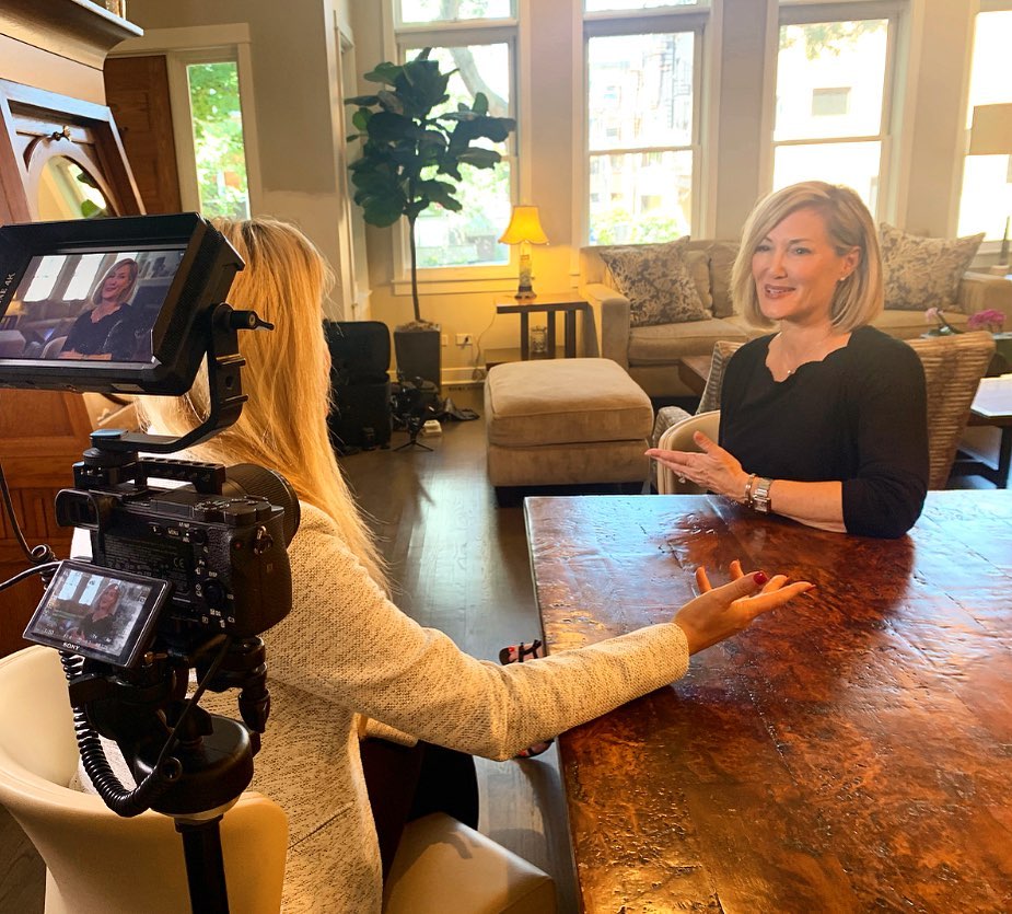 Susan Guthrie - Breaking Free A Modern Divorce Podcast - Eye On Channel